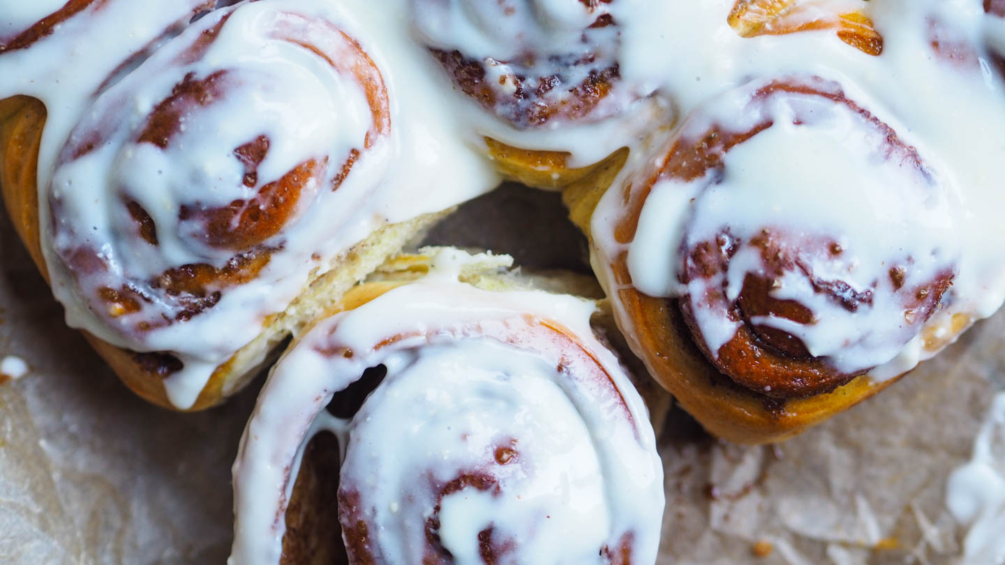 De beste kanelbollene med kremostglasur - Ida Gran Jansen